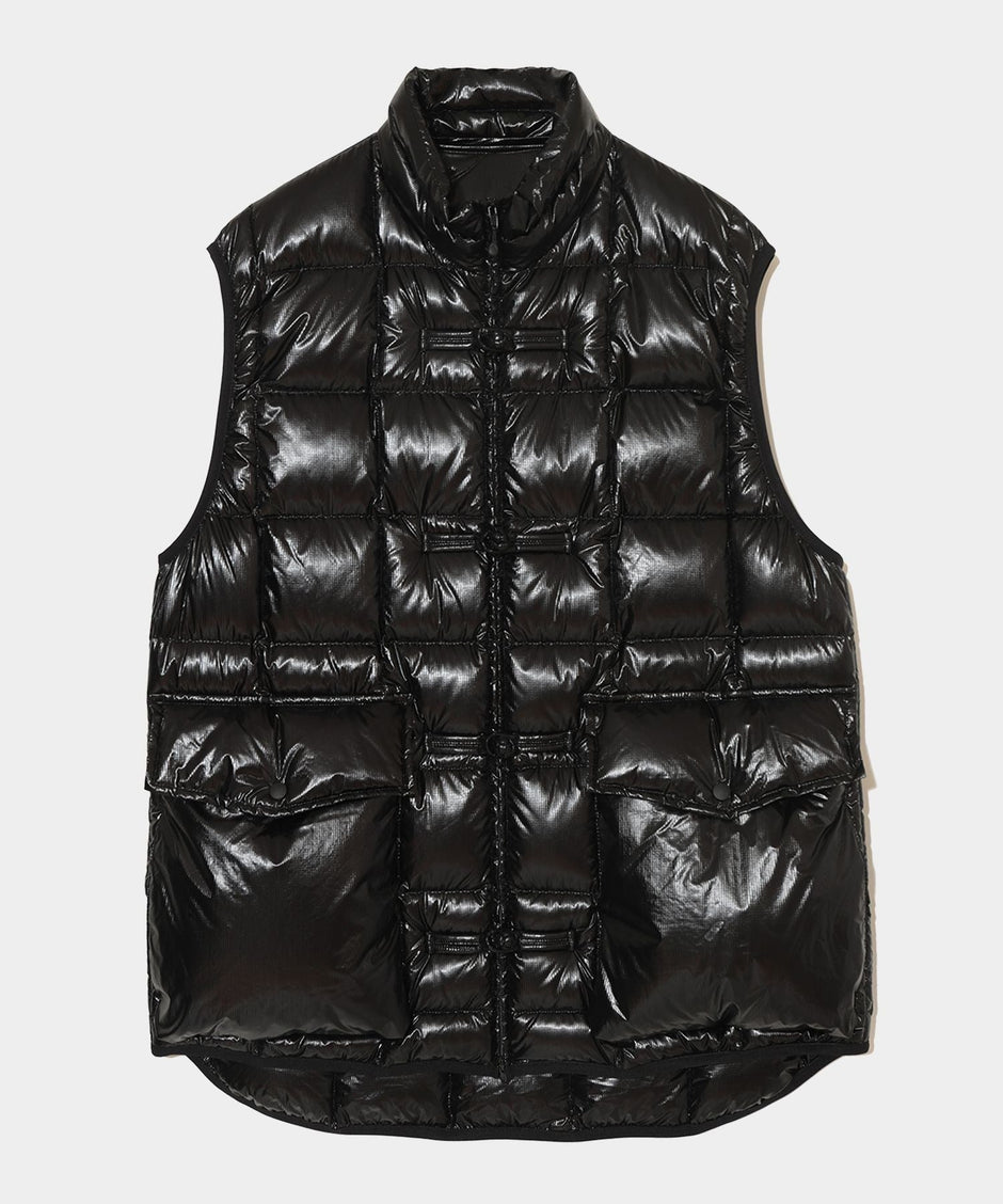 UNDERCOVER – V.A. TOKYO ONLINE STORE